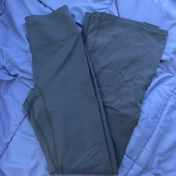 all in motion | Pants & Jumpsuits | Target Flare Leggings | Poshmark